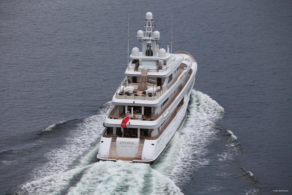 Yacht UTOPIA, Feadship | CHARTERWORLD Luxury Superyacht Charters